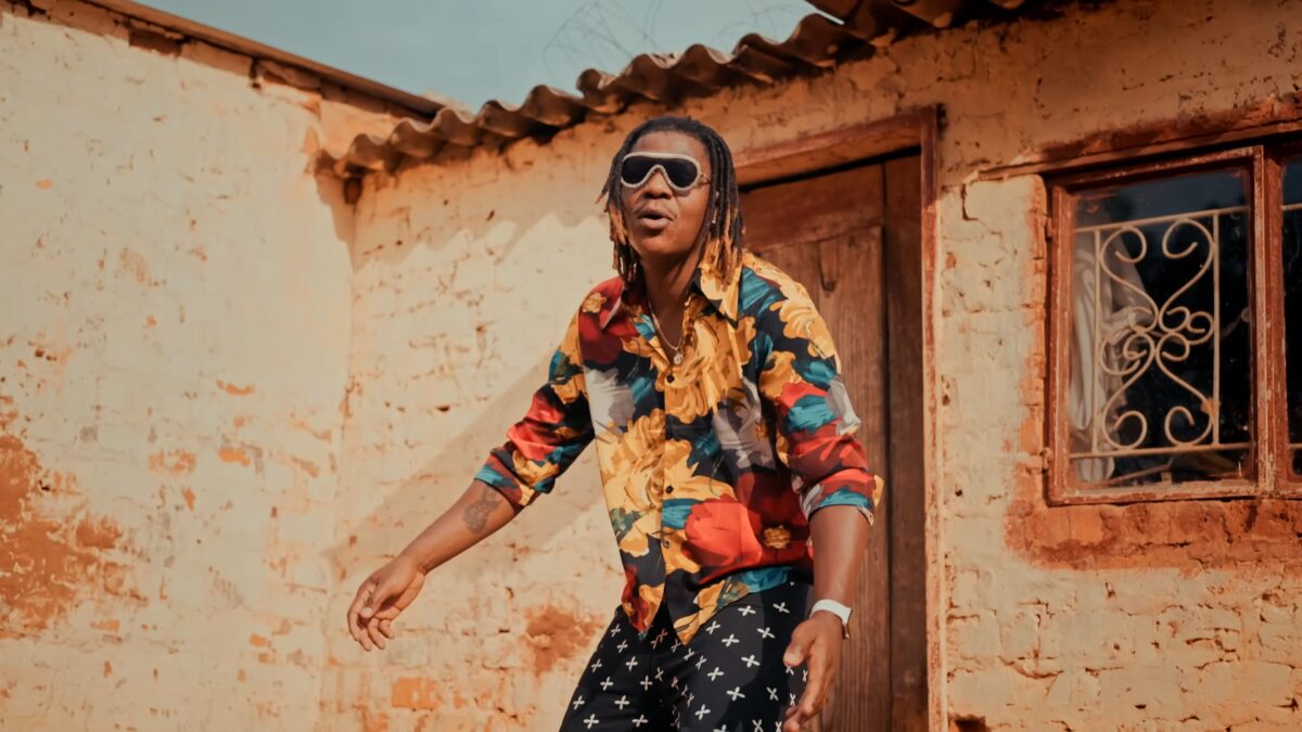 Rich Bizzy ft. D Bwoy Telem – Pa Media (Fake Life) (Official Video ...