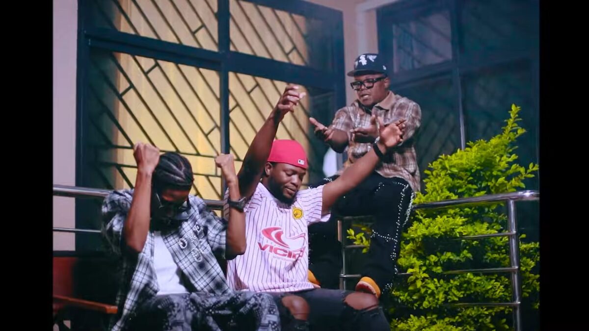 D Bwoy Telem ft. Vinchenzo M’bale & Jae Cash - Happy New Year (Official ...